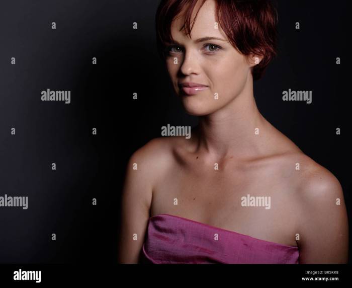 Model Baju Gamis Wisuda Tampil Anggun dan Elegan - AtjehUpdate.com